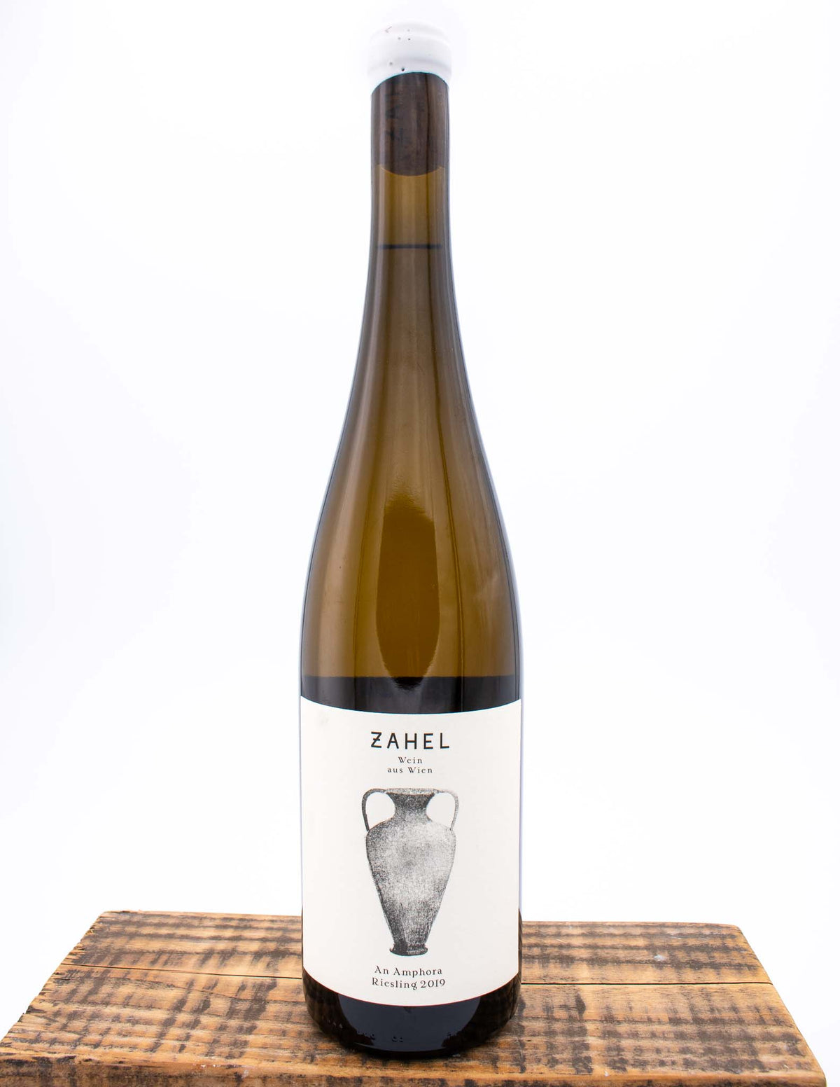 Zahel-Amphora-Riesling | scarlet-wines